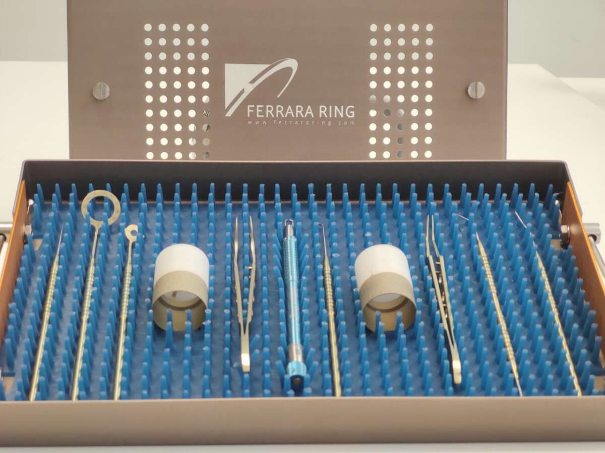 Anel de Ferrara™ - Ferrara Ring™ - Ferrara Ophthalmics